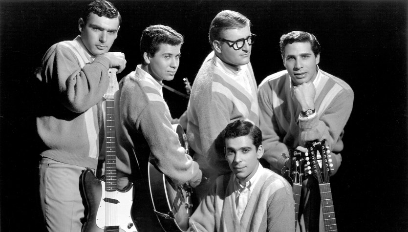 Phil Margo (The Tokens) nie żyje. Śpiewał wielki przebój "The Lion ...