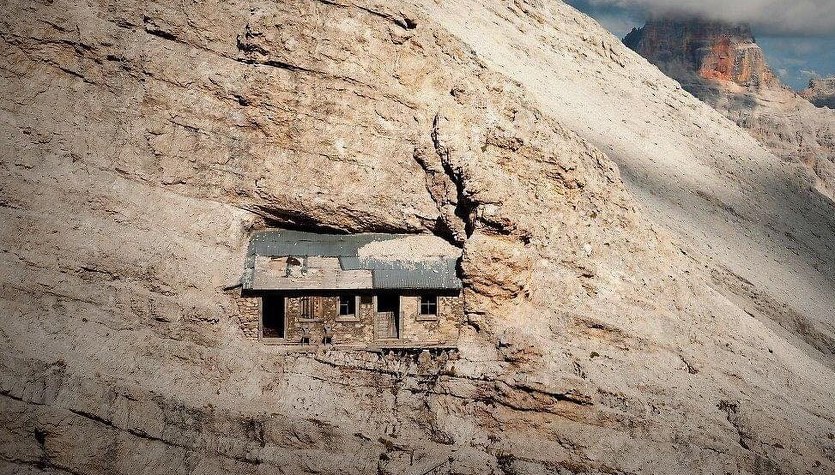 Buffa di Perrero - najbardziej samotny dom na świecie? - Geekweek w ...