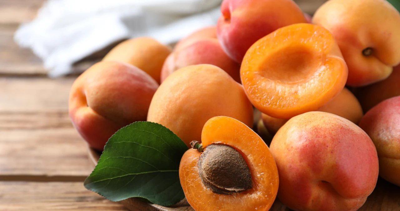 Dzień Moreli 2022: Dlaczego warto jeść morele? Jakie mają właściwości ...