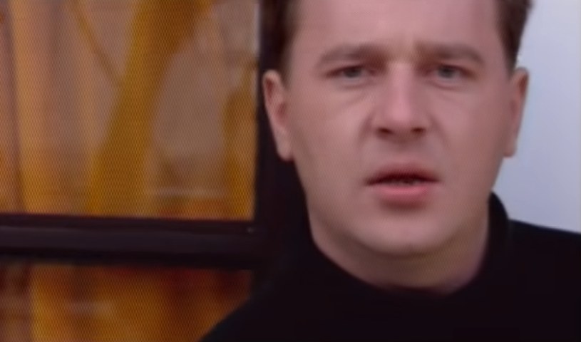 Marek Żurobski był gwiazdą disco polo. Dziś zarabia śpiewaniem na ...