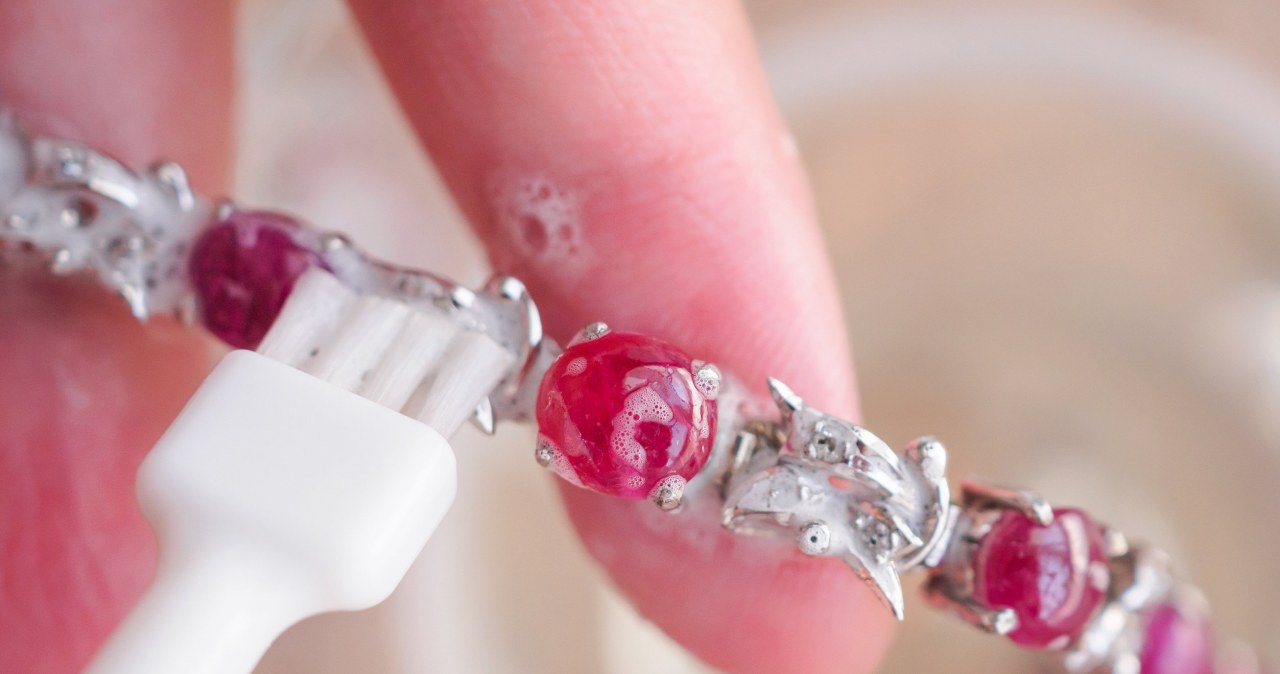 Domowe sposoby na czyszczenie srebra - Kobieta w INTERIA.PL