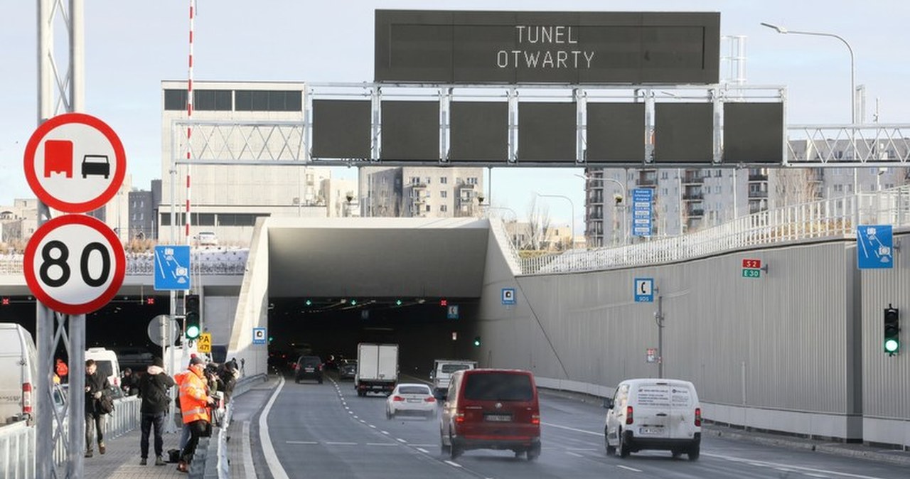 Tunel S2 na Południowej Obwodnicy Warszawy. Ile wystawiono mandatów ...