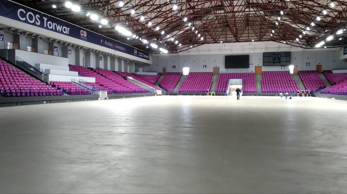 Warszawa: Hala Torwar przekształcona w punkt recepcyjny dla uchodźców ...