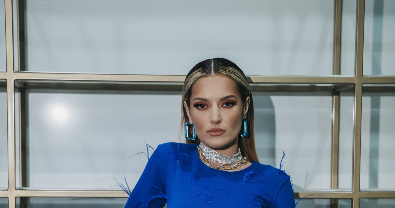 Minelli porywa do tańca. Zobacz teledysk "MMM" i sprawdź tekst - Muzyka ...