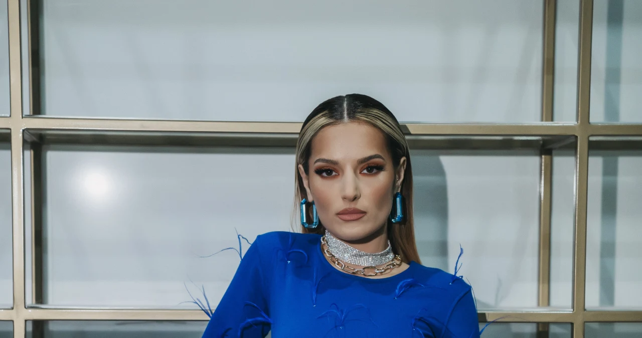 Minelli porywa do tańca. Zobacz teledysk "MMM" i sprawdź tekst - Muzyka ...