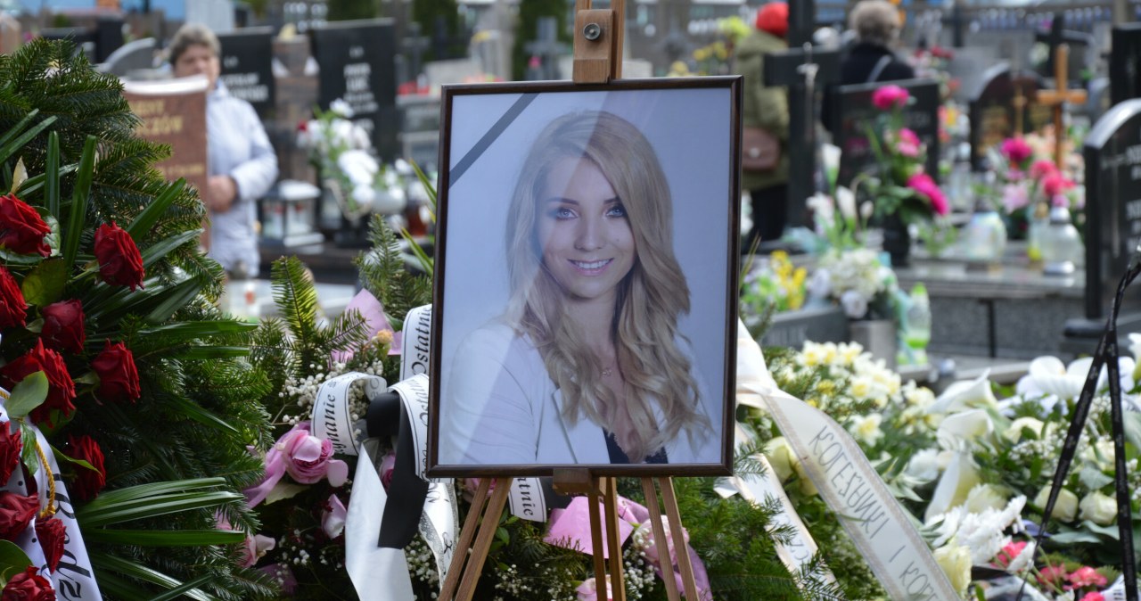 Tłumy na pogrzebie Agnieszki Mazurek. Tak żegnano gwiazdę disco polo ...