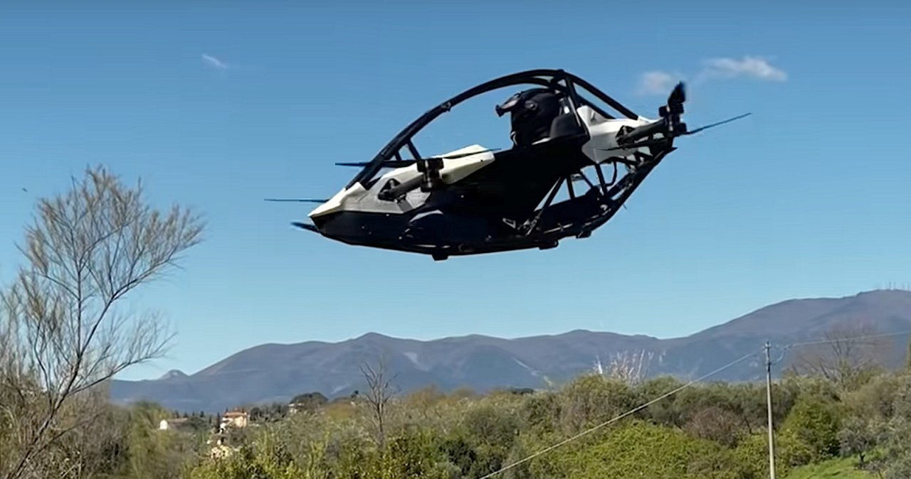 Polski dron pasażerski Jetson One w akcji na nowym filmie - GeekWeek w ...