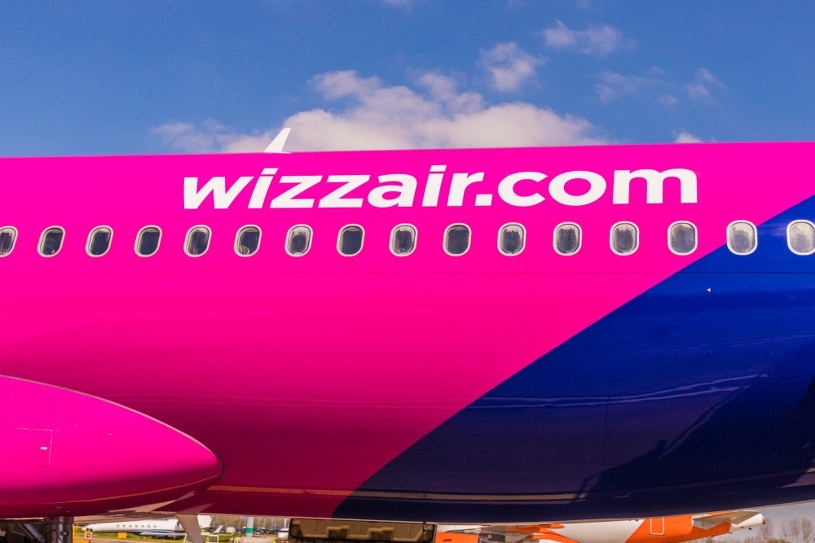 Linie lotnicze. Dochodzenie przeciwko Wizz Air po licznych skargach pasażerów - Biznes w INTERIA.PL