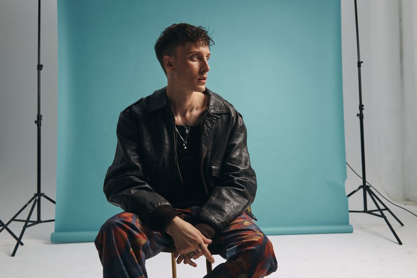 Frank Leen "Miłość w czasach": niepozorna opowieść o miłości - Muzyka w ...