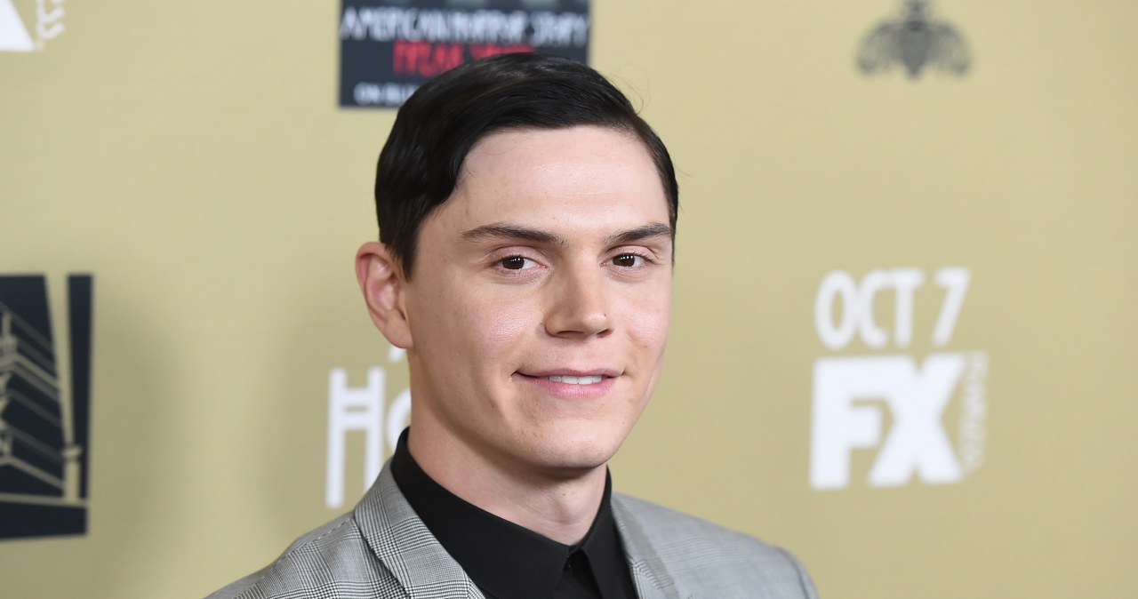 Evan Peters: Gwiazda "Dahmera" zasłynęła z ról szaleńców i psychopatów ...