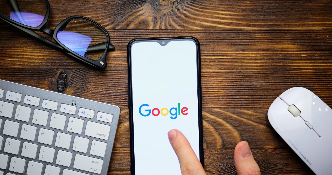 Jak zmienić konto Google w telefonie? Prosta instrukcja - GeekWeek w ...