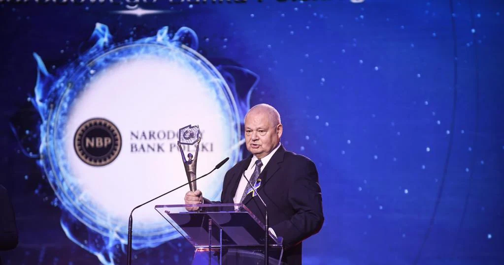 Adam Glapiński otrzymał nagrodę "za wybitne zarządzanie" - Wydarzenia w ...