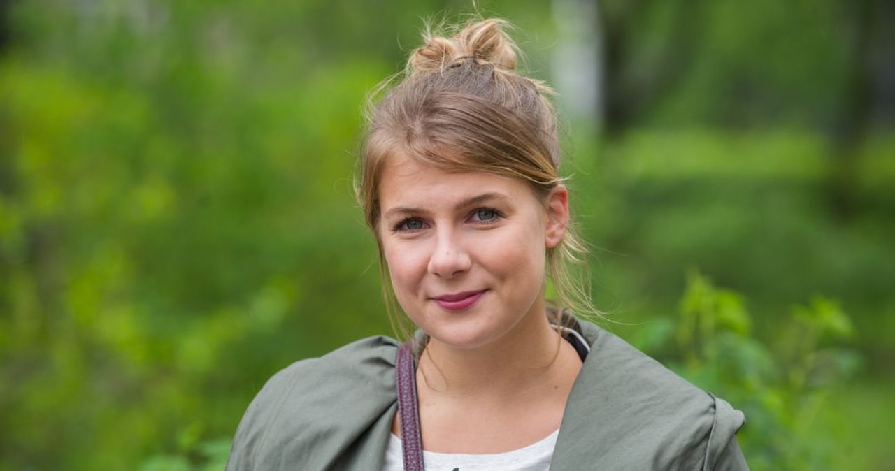 "Na Wspólnej": Odcinek 3558. Ola wstydzi się za narzeczonego! Alan ...