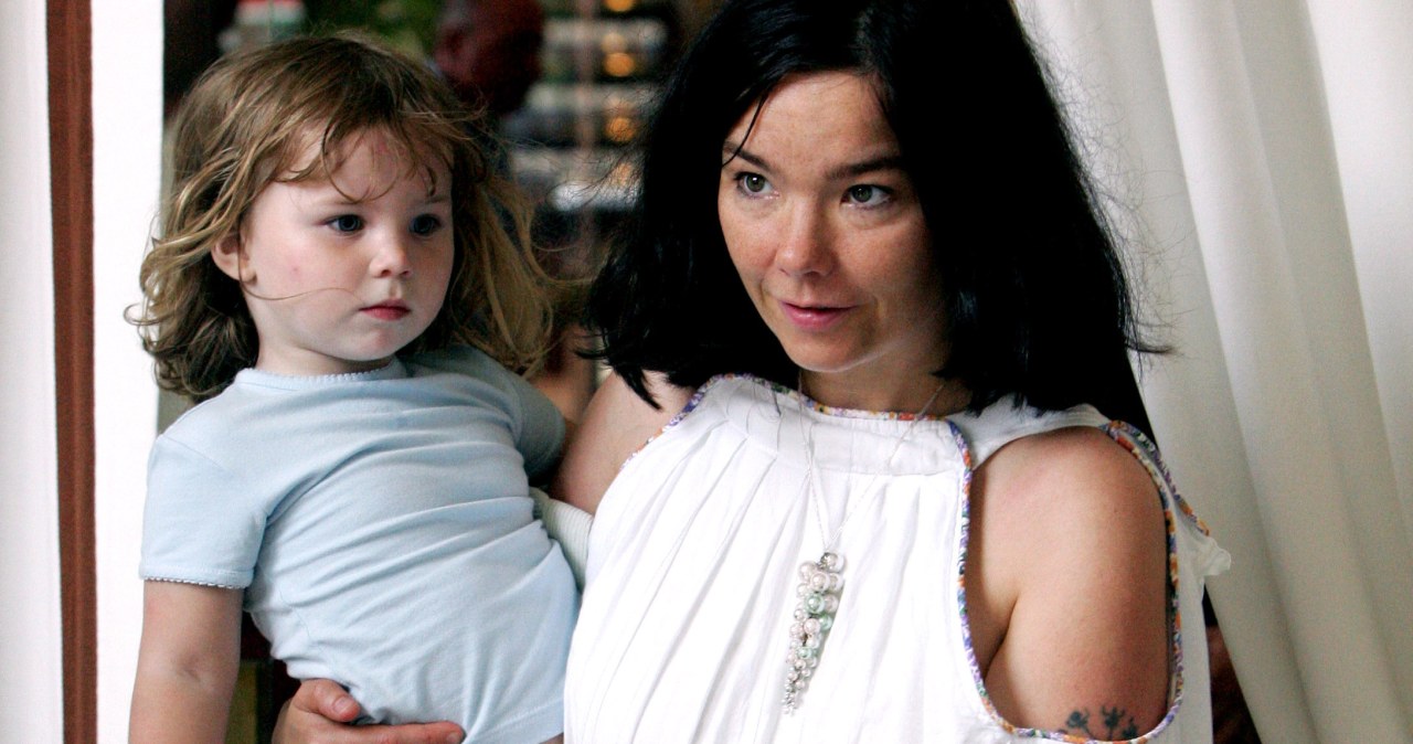 Córka Bjork jest już dorosła. Pójdzie w ślady matki? - Muzyka w INTERIA.PL