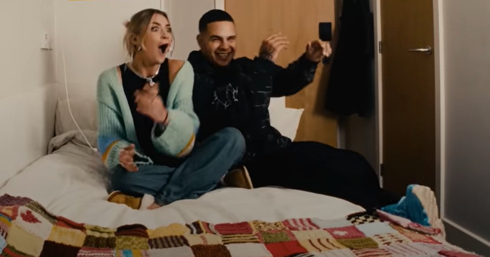 slowthai zrobił fanom niespodziankę. Słuchali "Feel Good", gdy ...