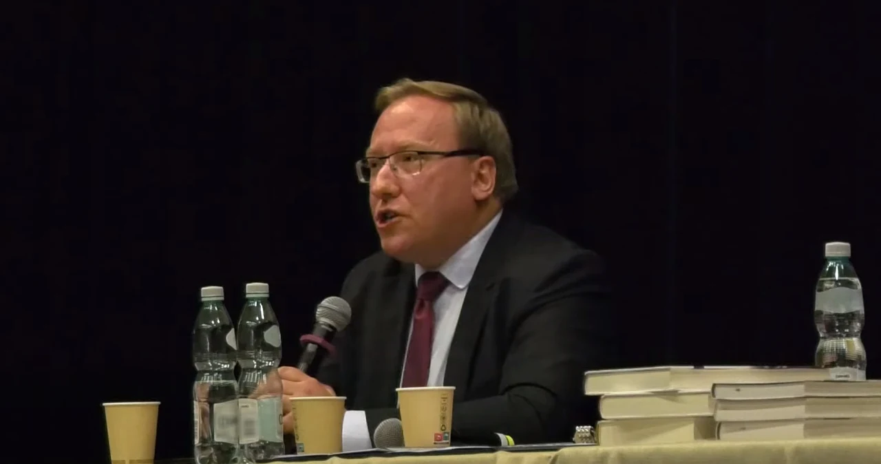 Leszek Sykulski. Flirt z Nowoczesną, duet z Braunem, medal od ...