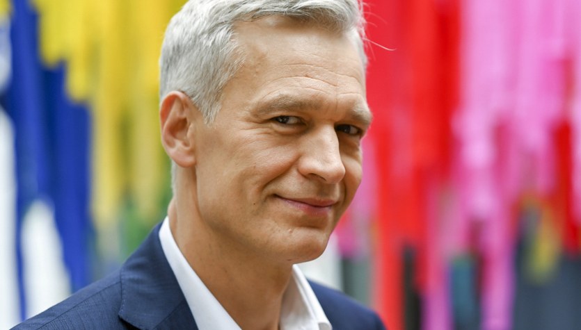 Michał Żebrowski odwrócił się od Kościoła! Nie ochrzcił najmłodszych ...