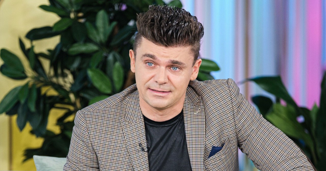 Tomasz Niecik powraca z piosenką "Essa Teresa". Roxaok w teledysku ...