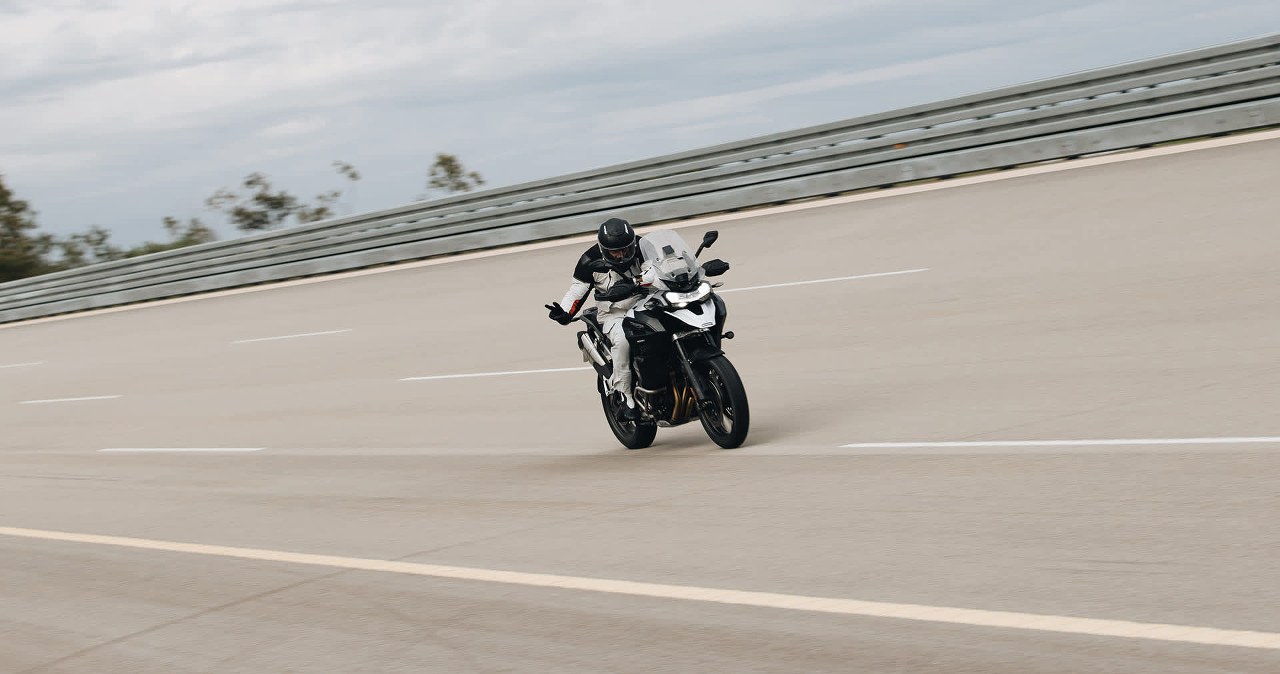 Ponad 4000 km w 24 godziny. Nowy rekord Guinnessa. Średnia prędkość ...