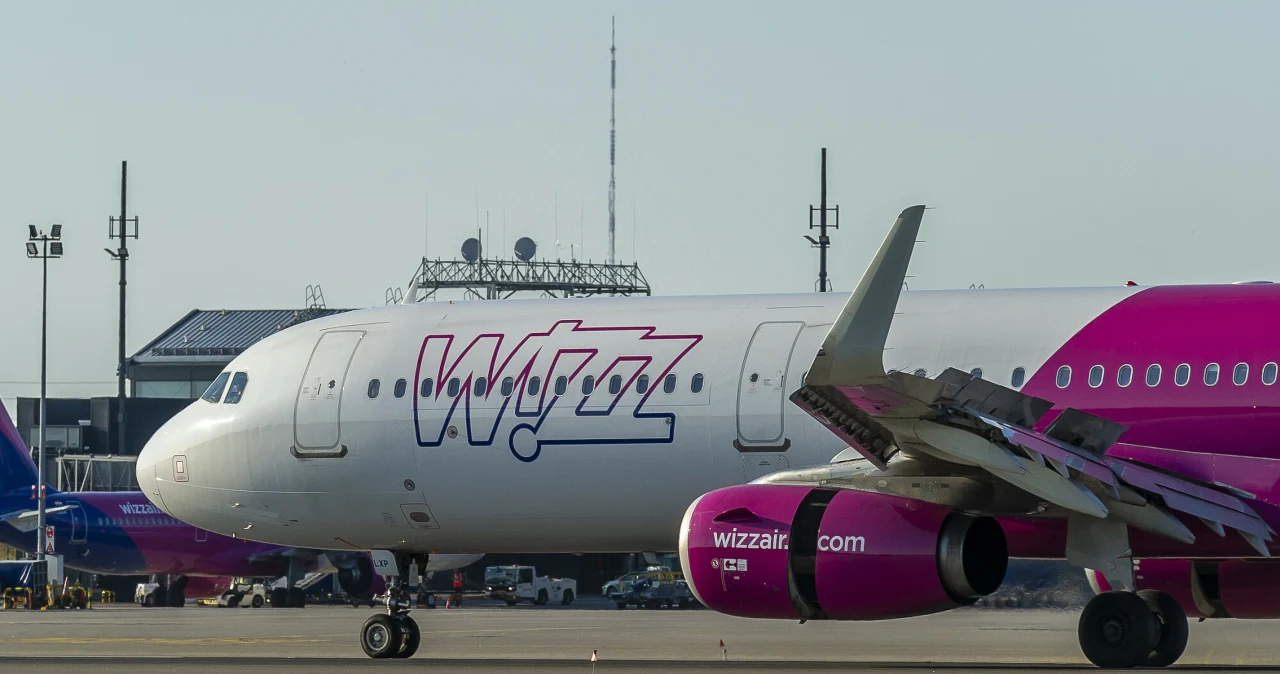 Jak odprawić się na samolot Wizzair za darmo? Krok po kroku - GeekWeek ...