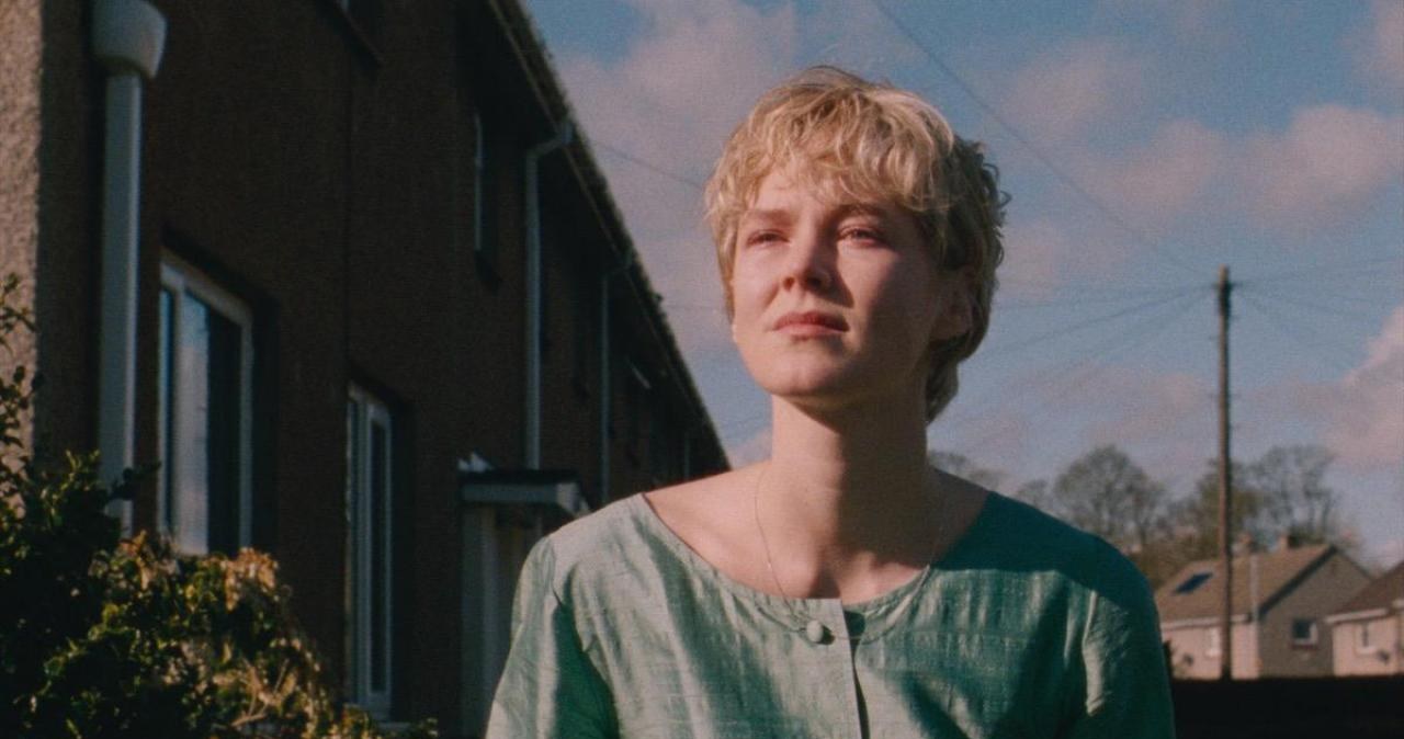 "Blue Jean": Kino refleksyjne i nieoceniające. Recenzja filmu ...