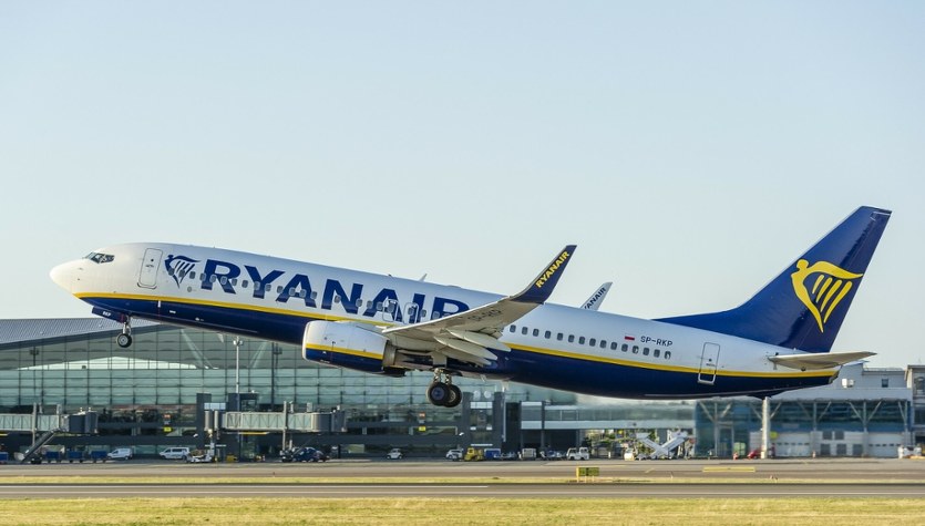Ryanair zarobił miliardy na opłatach za miejsce w samolocie - Geekweek w INTERIA.PL