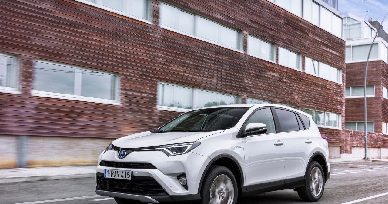 Używana Toyota RAV4 IV – ceny, polecane wersje, typowe usterki ...