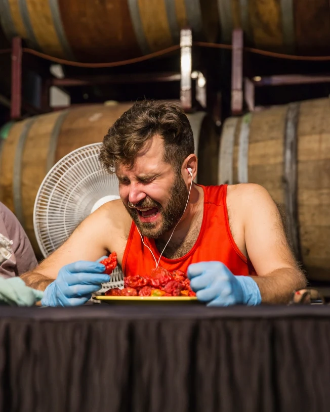 Carolina reaper - najostrzejsza papryka świata. Kanadyjczyk się nią ...