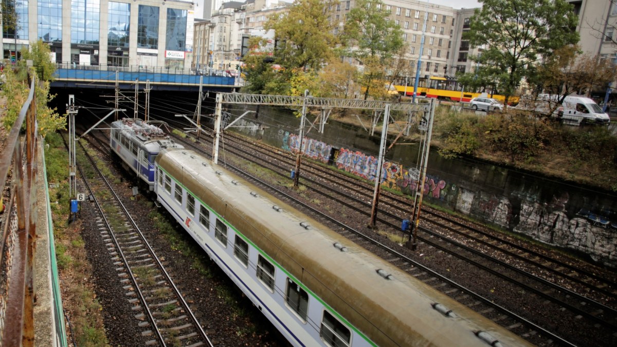 W niedzielę korekta rozkładu jazdy PKP. Sprawdź, co się zmieni - RMF 24