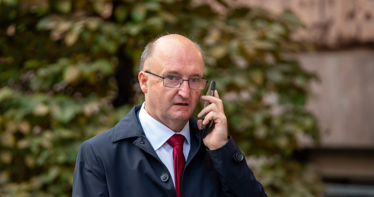 Afera wizowa: Piotr Wawrzyk przerywa milczenie - Wydarzenia w INTERIA.PL