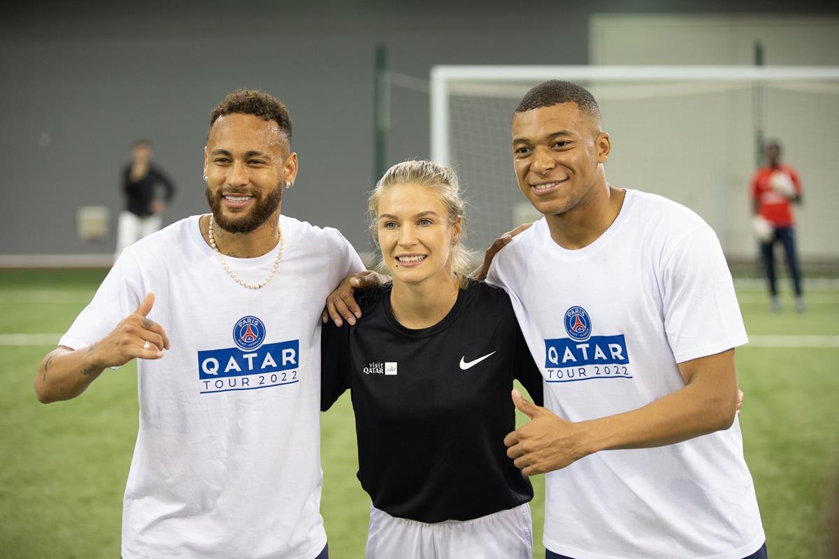 Polka piąty raz wygrała MŚ w freestyle footballu. Mbappe pod wrażeniem ...
