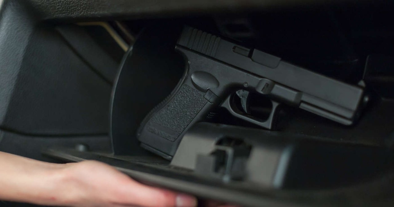 Czy w samochodzie mogę przewozić broń, na którą nie potrzeba zezwolenia ...