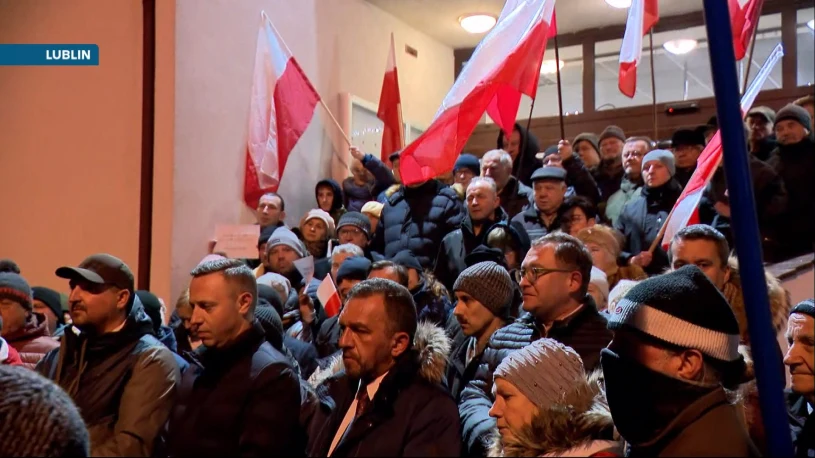 Zmiany w TVP. Protest w kilku miastach Polski - Wydarzenia w INTERIA.PL