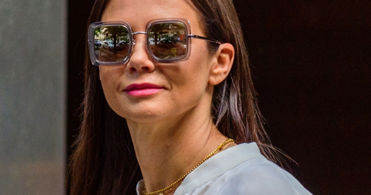 Kinga Rusin wraca do siebie po operacji. W wartej majątek stylizacji ...