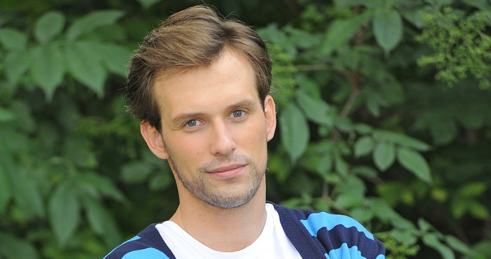 Jakub Strzelecki żyje jak asceta. Aktor "M jak miłość" wybrał taką ...
