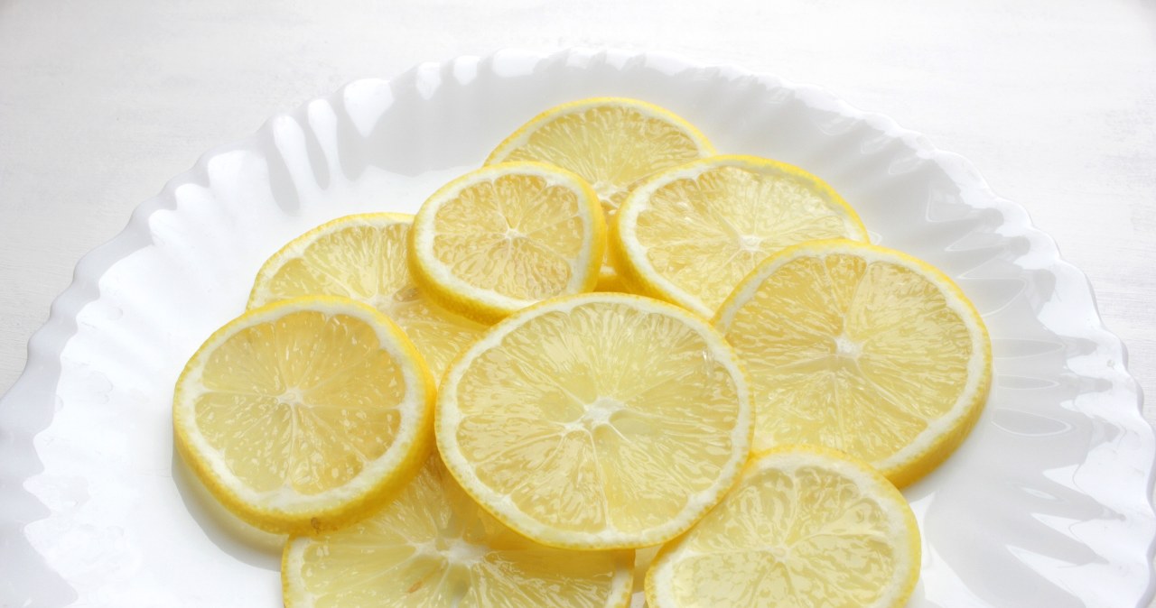 Jak przechowywać cytrusy? Dwa razy się zastanów, zanim włożysz do ...