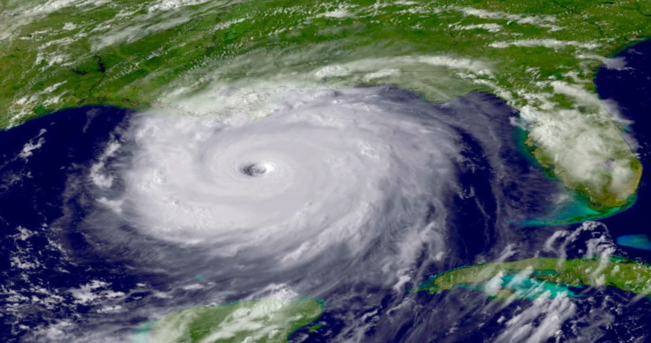 Globalne ocieplenie wzmacnia huragany. Chcą poszerzenia skali ...