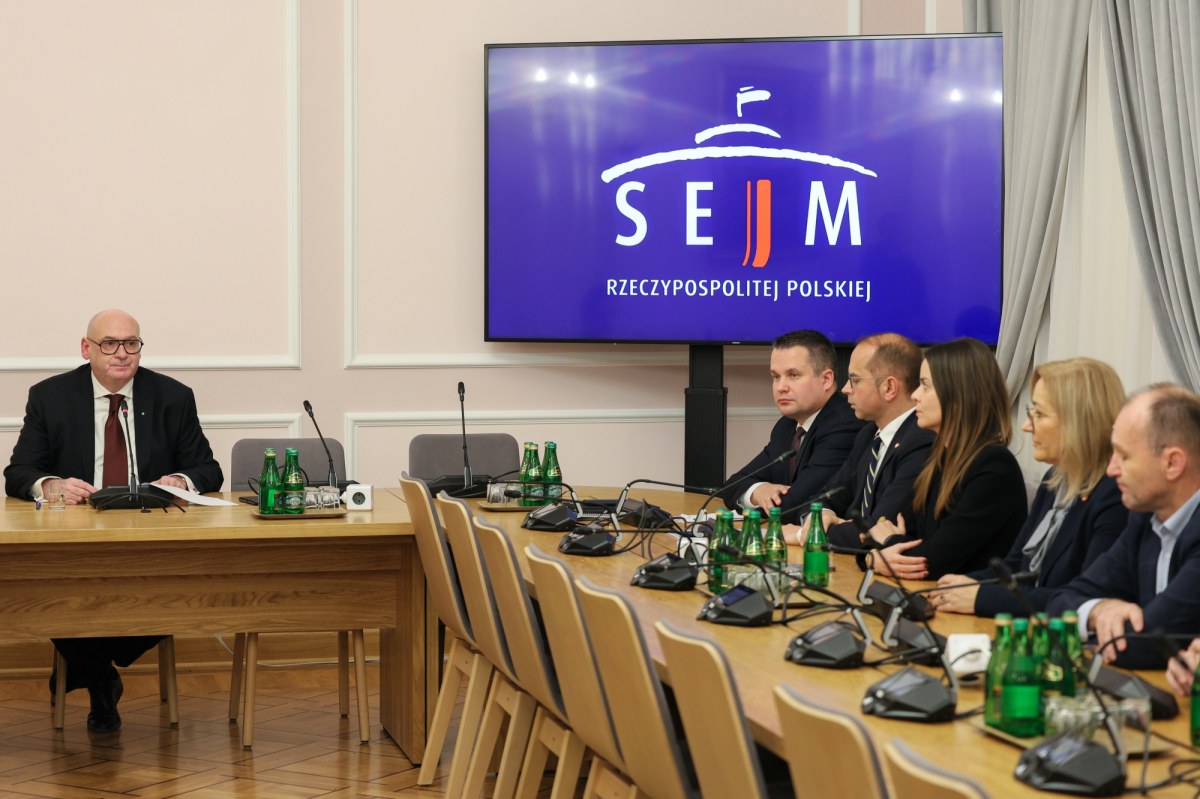 Dziś posiedzenie komisji śledczej ds. afery wizowej. W planach powołanie biegłych - RMF 24