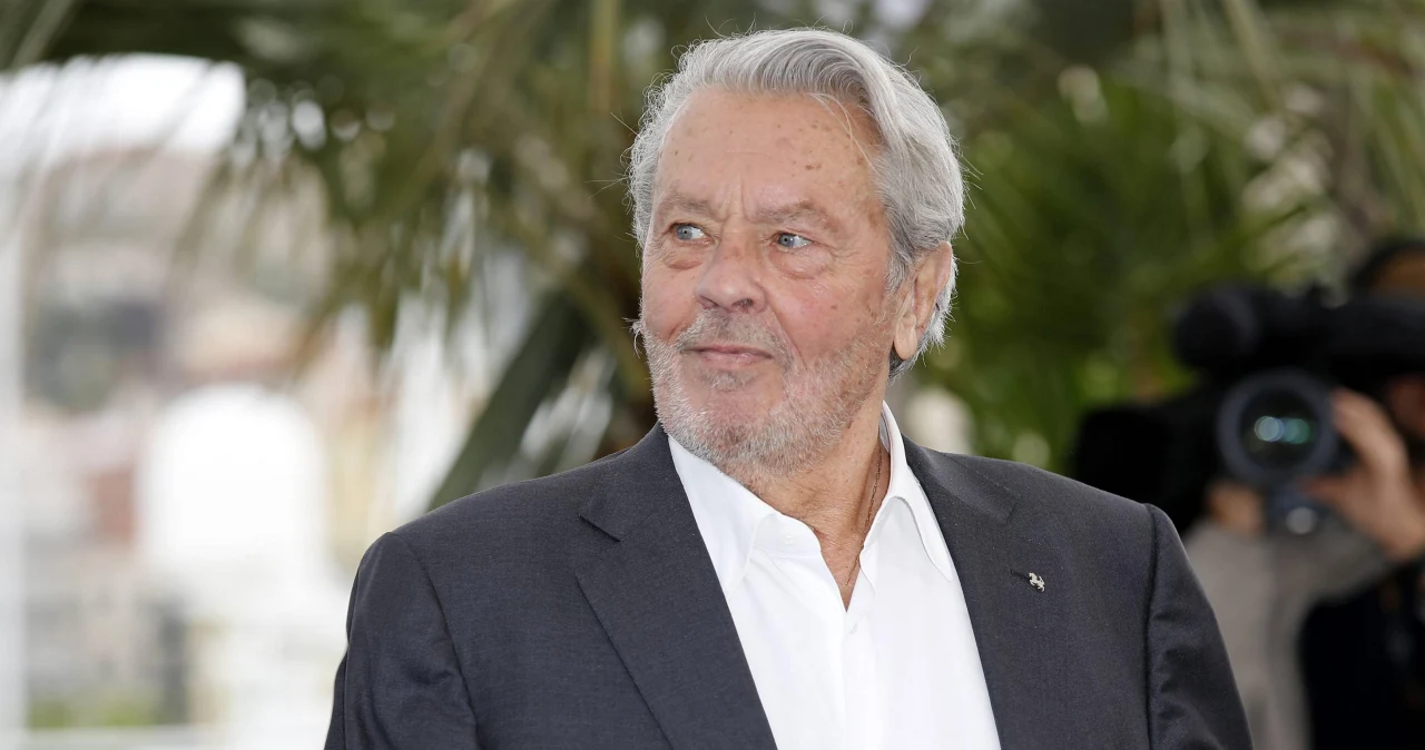 Alain Delon miał w domu prawdziwy arsenał. Znany aktor usłyszał zarzuty ...