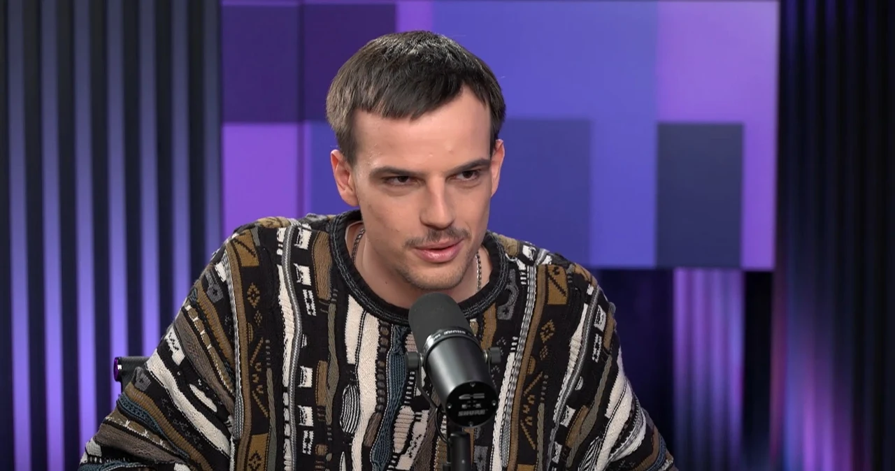 Zdanowicz pomiędzy wersami. Odc. 96: Janek Strojny - Kobieta w INTERIA.PL