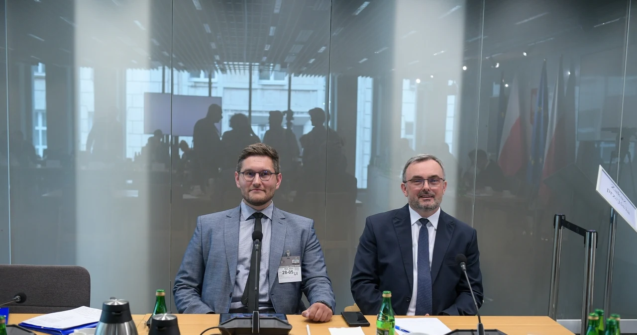 Komisja śledcza ds. afery wizowej. Tomasz Hinca odmówił składania zeznań - Wydarzenia w INTERIA.PL