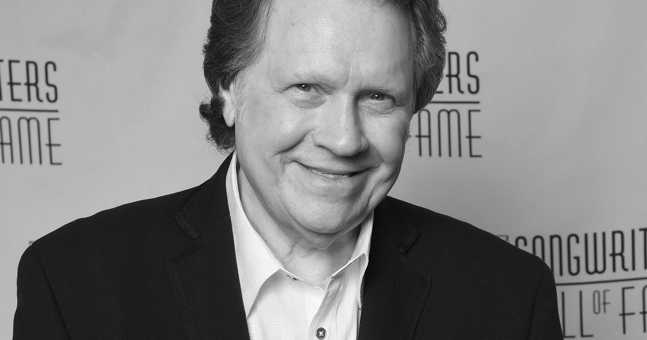 Autor wielkich przebojów Elvisa nie żyje. Kim był Mark James? - Muzyka w INTERIA.PL