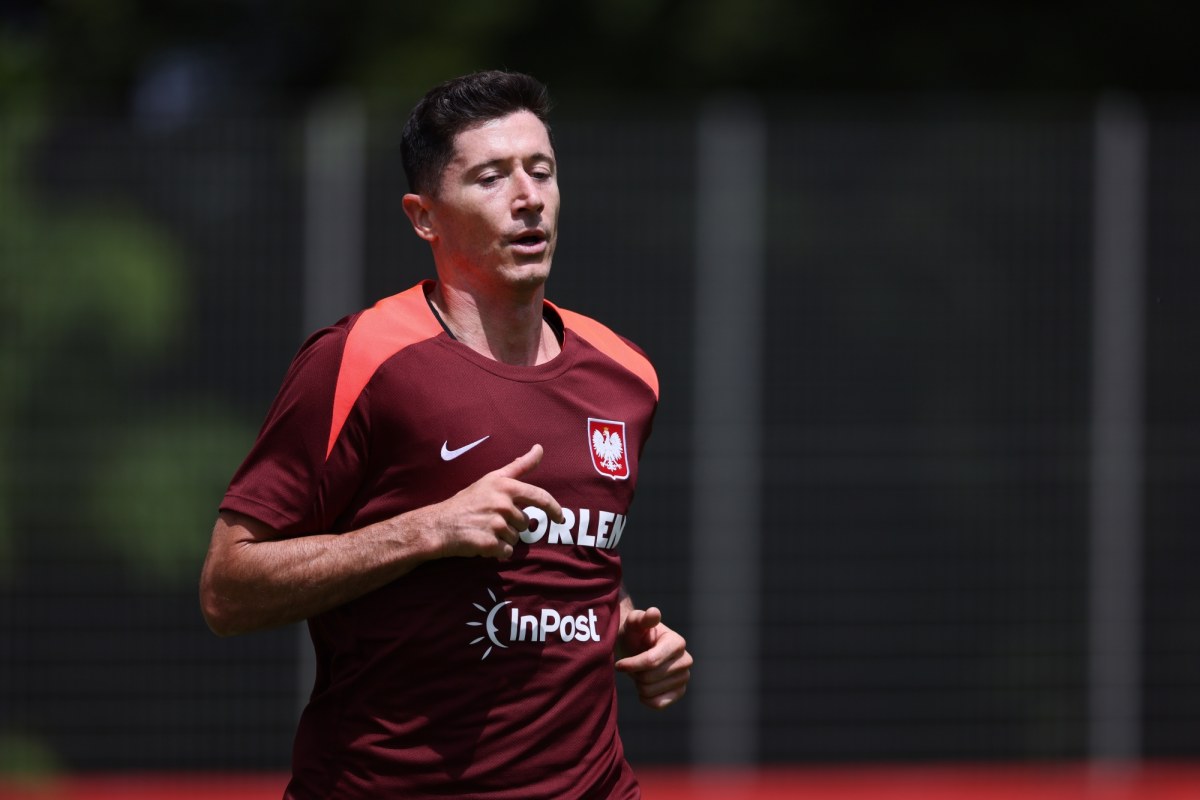 Co z Lewandowskim? Jest oficjalny komunikat lekarza kadry - RMF 24