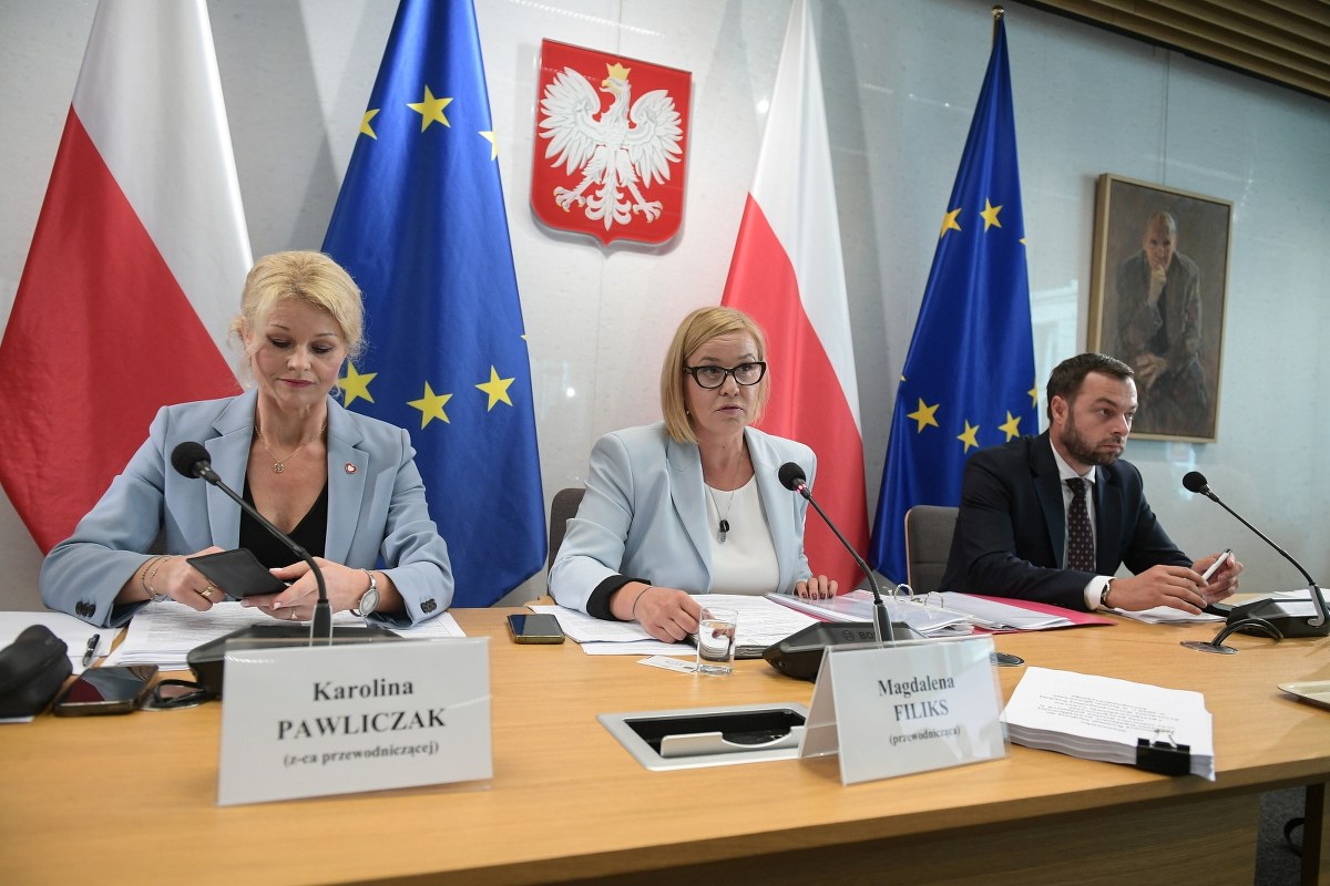 Wybory korespondencyjne: Komisja śledcza przygotuje zawiadomienia do prokuratury - RMF 24