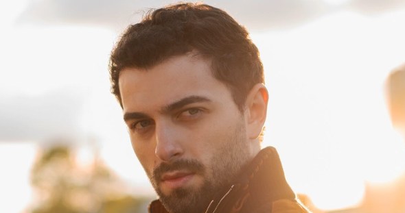 Enes Özdemir – Nowa gwiazda tureckiej telewizji. Kim jest Yusuf z serialu „Wichrowe wzgórze ...