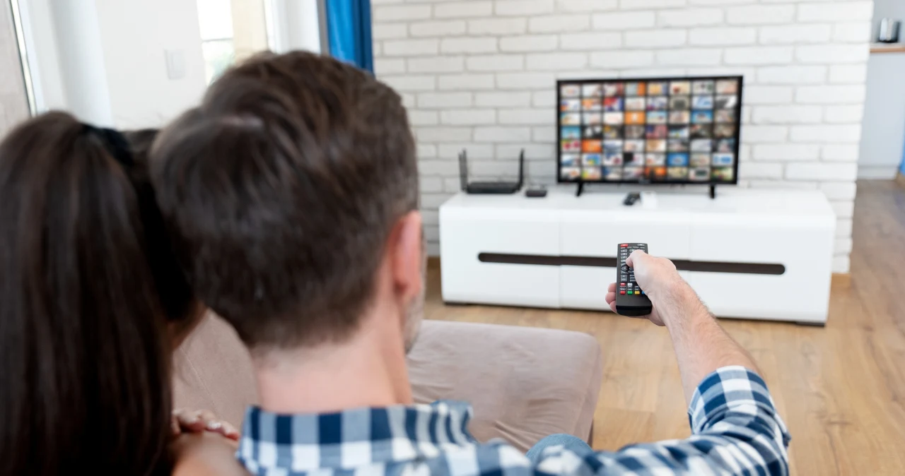 Telewizja internetowa a abonament RTV. Kiedy trzeba płacić? - GeekWeek ...