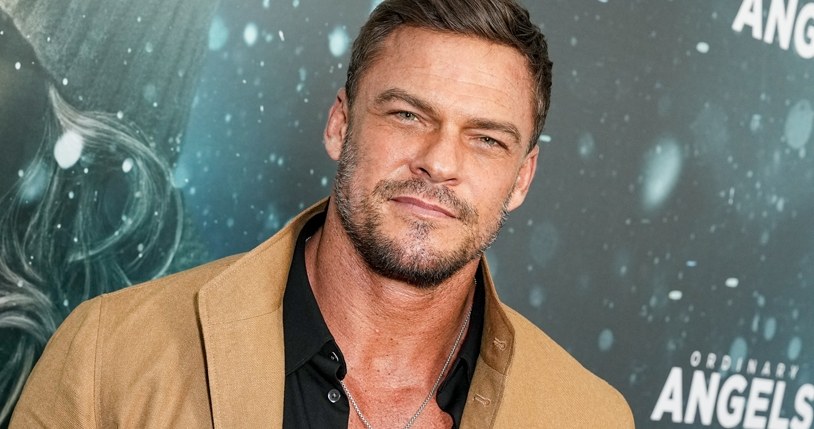 "War Machine": Alan Ritchson gwiazdą epickiego widowiska Netflixa ...