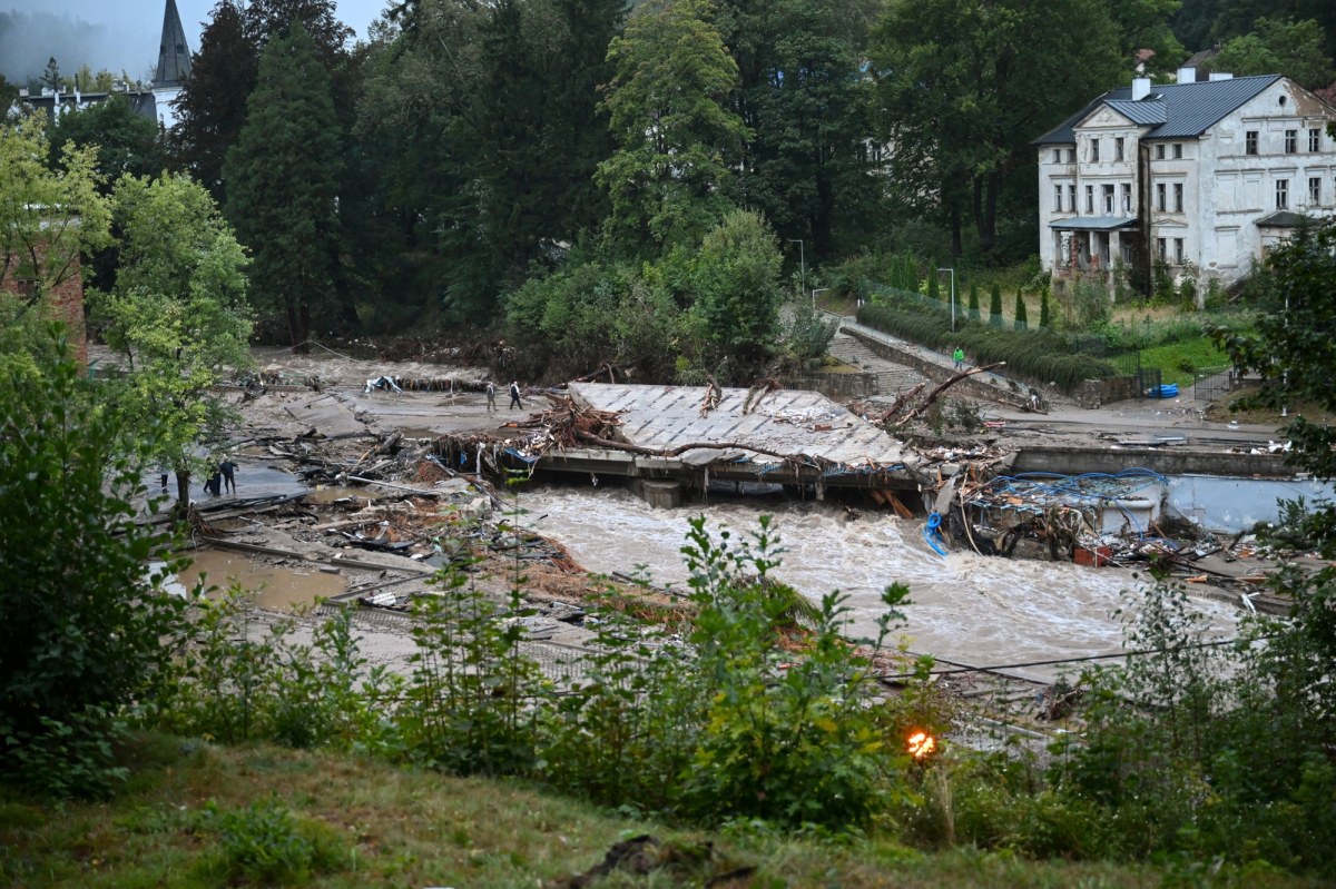 Kolejne ofiary powodzi. Dwa ciała znaleziono w Kotlinie Kłodzkiej - RMF 24