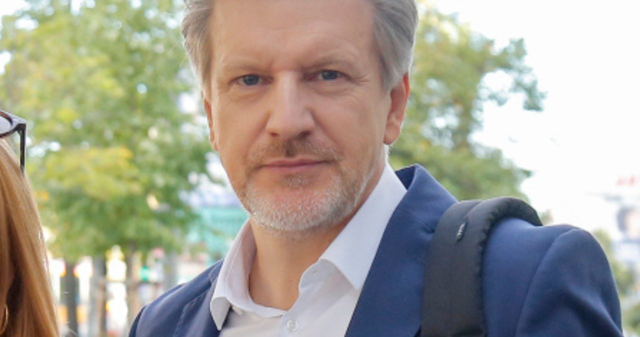 Maciej Kowalewski zasłynął dzięki "Lokatorom". Jego kariera przybrała ...