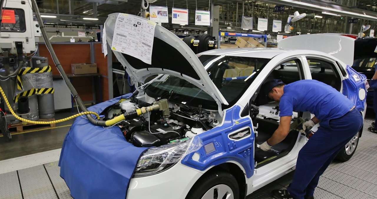 Kia Optima, Rio i Sorento do serwisu. Auta mogą się zapalić na postoju ...